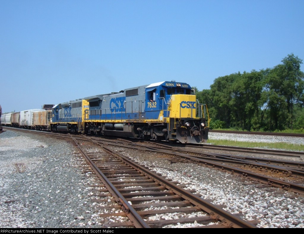 CSX 7632 & 6124